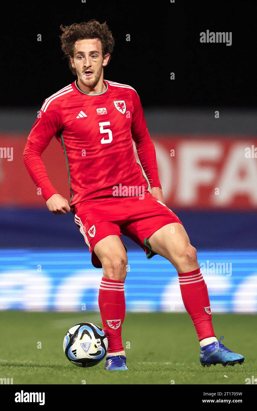 Tom lockyer hi-res stock photography and images - Alamy