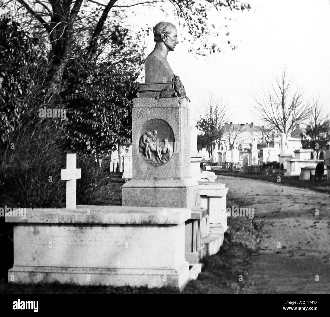 Grave of Thomas Hood, Kensal Green, London, Victorian period Stock ...