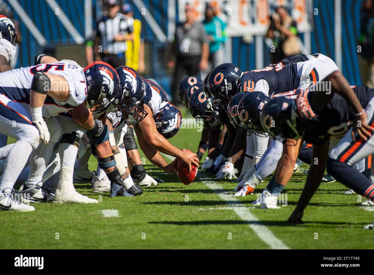 Chicago, IL, USA. 1st Oct, 2023. Chicago Bears defensive line squares ...