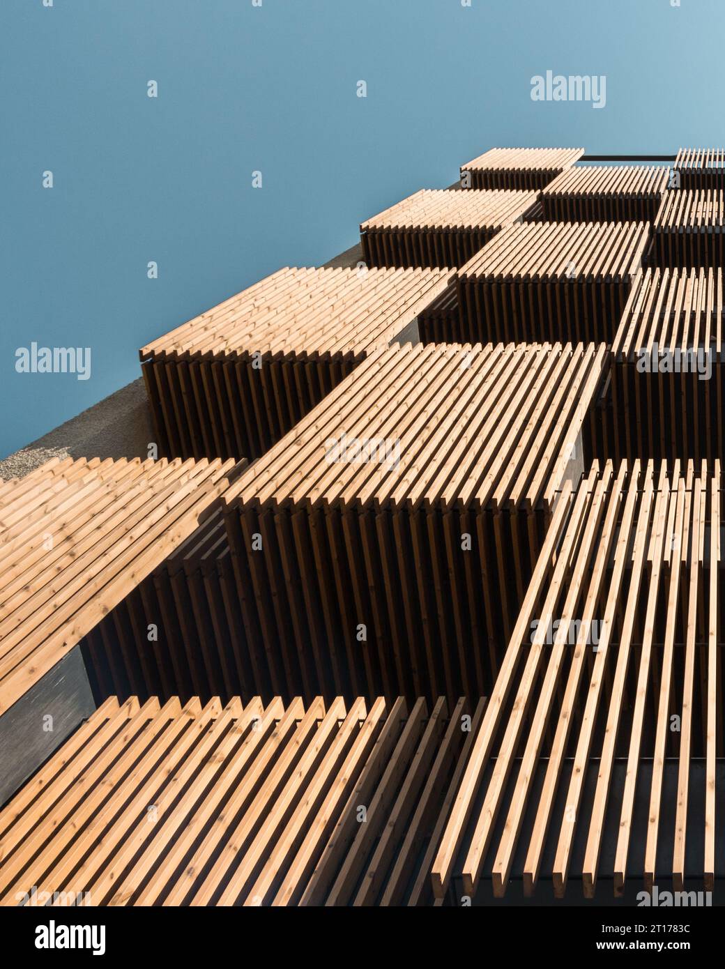 Abstract lines of a modern wooden architecture facade Stock Photo - Alamy