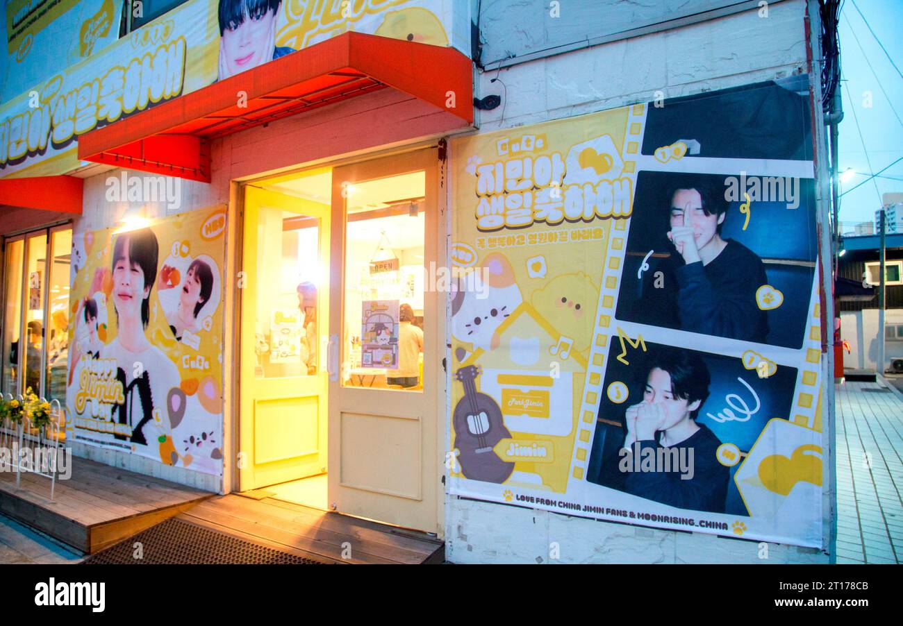 BTS Jimin's birthday, Oct 7, 2023 : A cafe decorated to celebrate BTS ...