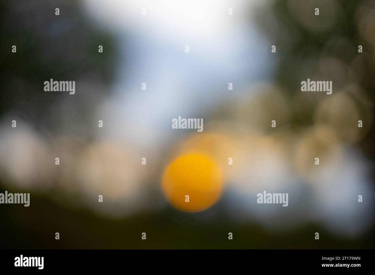 Farbige hintergrunde hi-res stock photography and images - Alamy