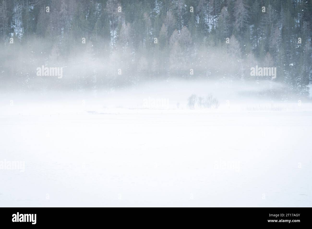Lake Dobbiaco. Treasure chest among the Dolomites. Winter atmosphere ...