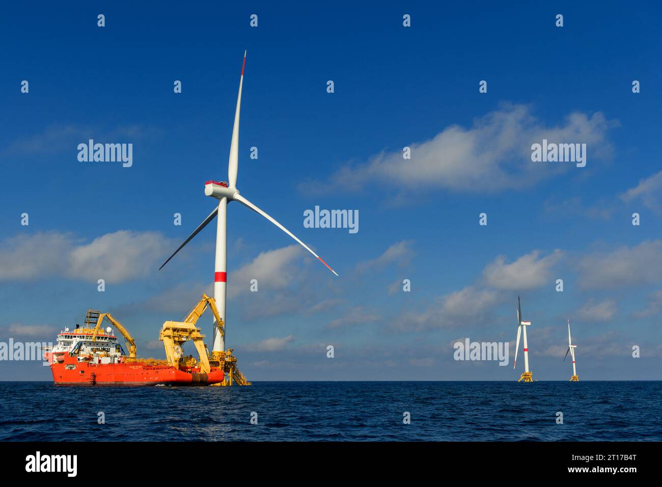 Port De Bouc, France. 11th Oct, 2023. Installation of the third ...