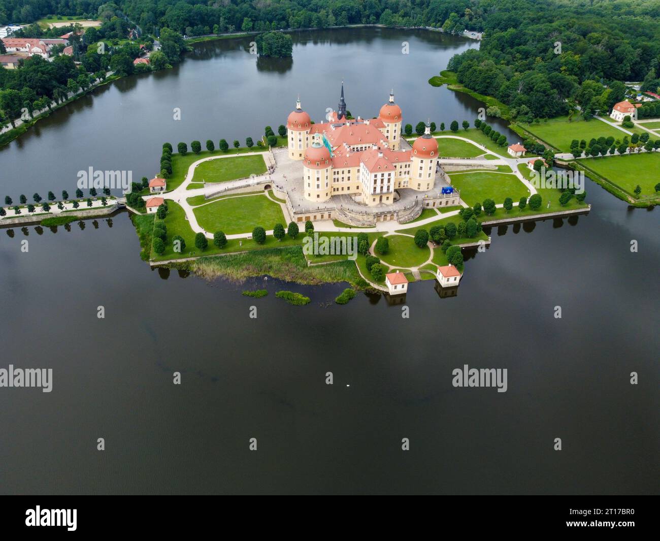 View of Moritzburg Castle near Dresden in Saxony with lake Stock Photo ...