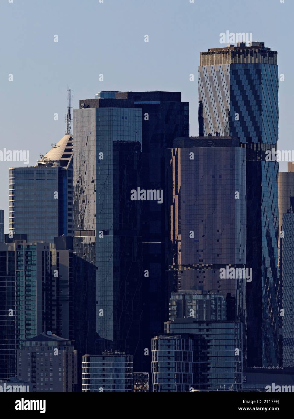 Melbourne Australia / The Melbourne City Skyline in early morning ...