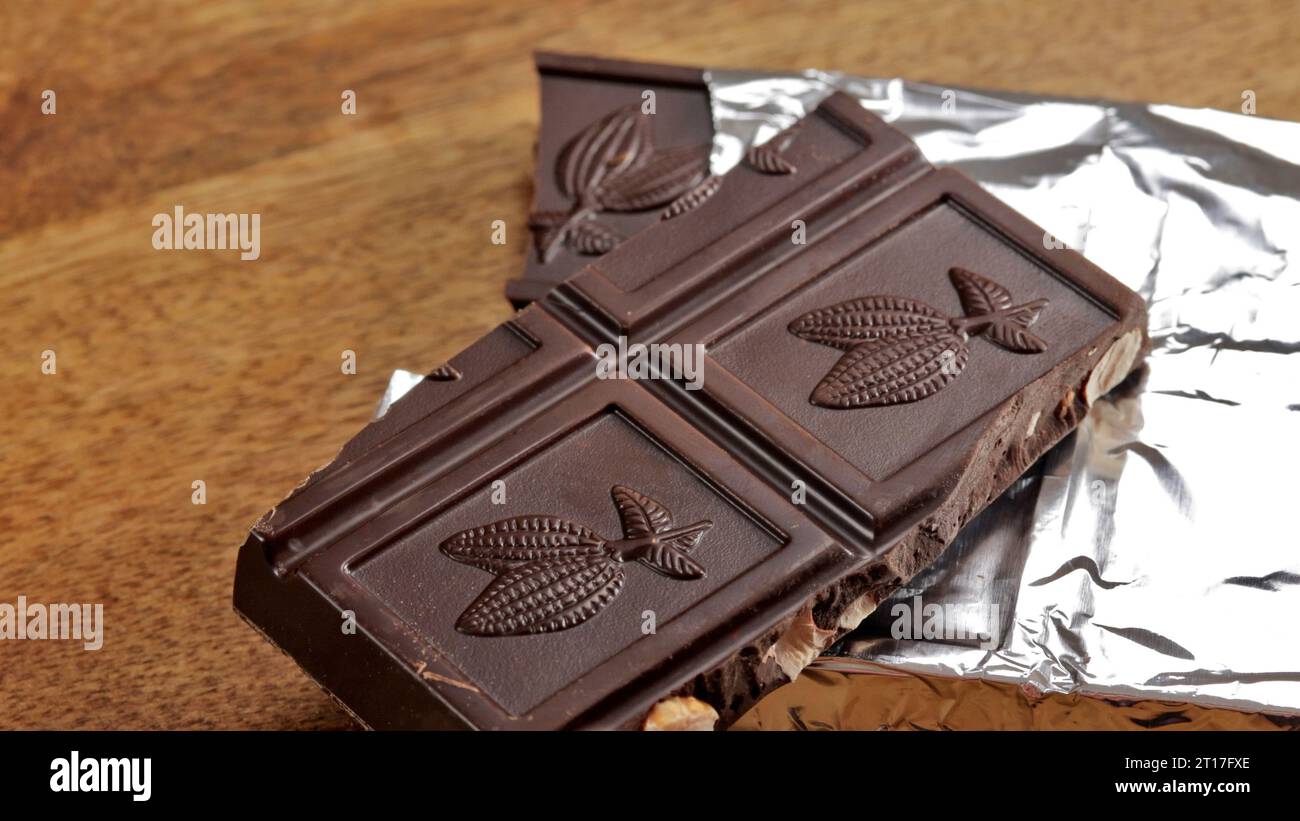 chocolate bars, close-up Stock Photo - Alamy
