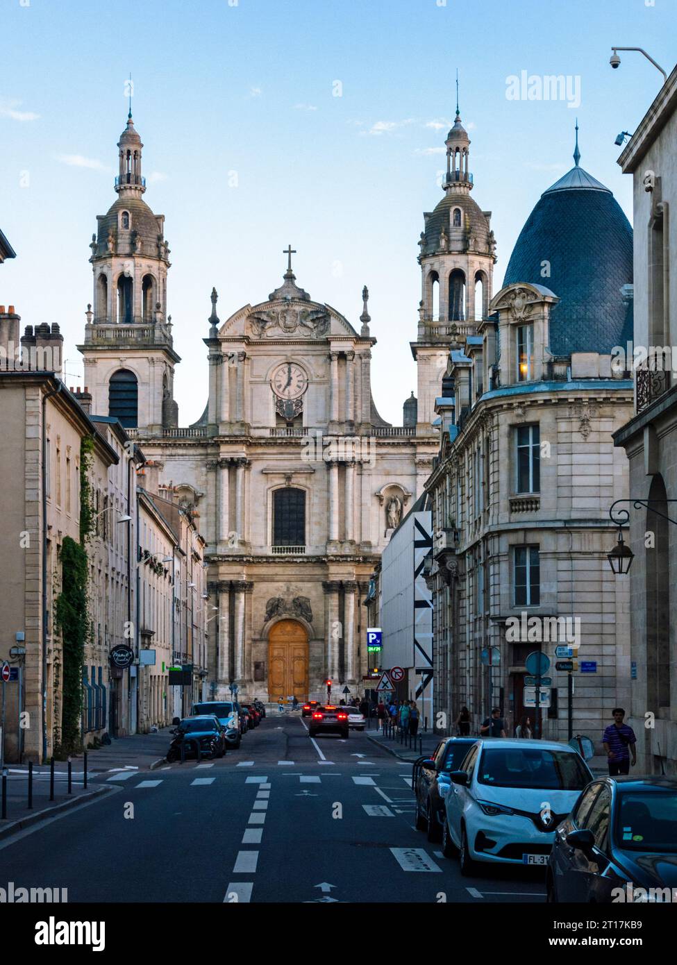 Cathedrale notre dame de lannonciation de nancy hi-res stock ...