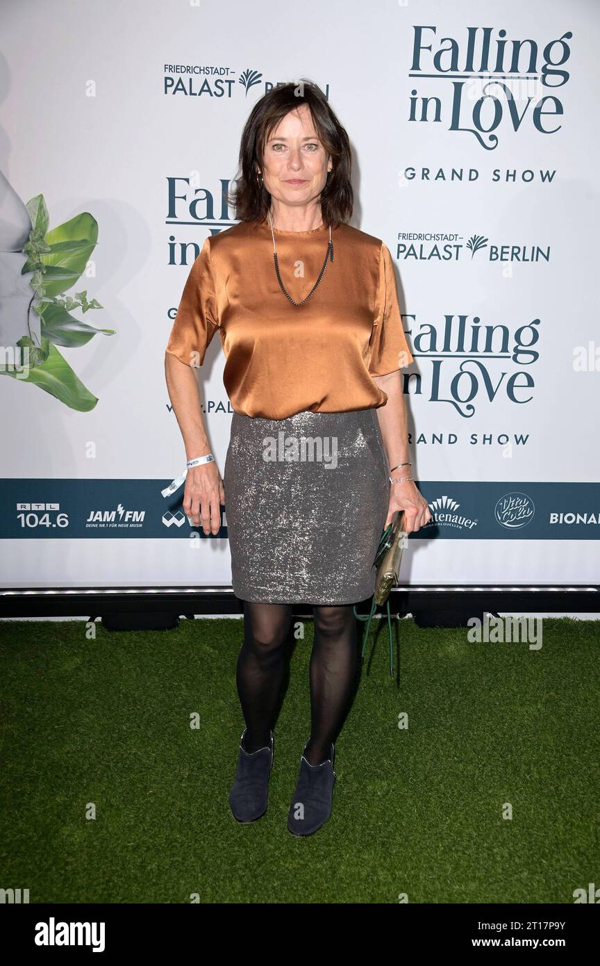 Inka Friedrich bei der Weltpremiere der Falling In Love Grand Show 2023 ...