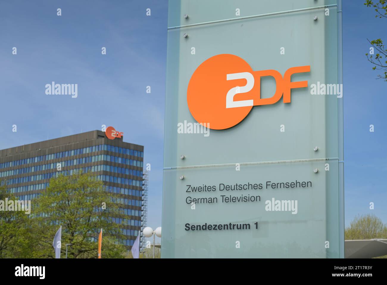 Zdf logo hi-res stock photography and images - Alamy