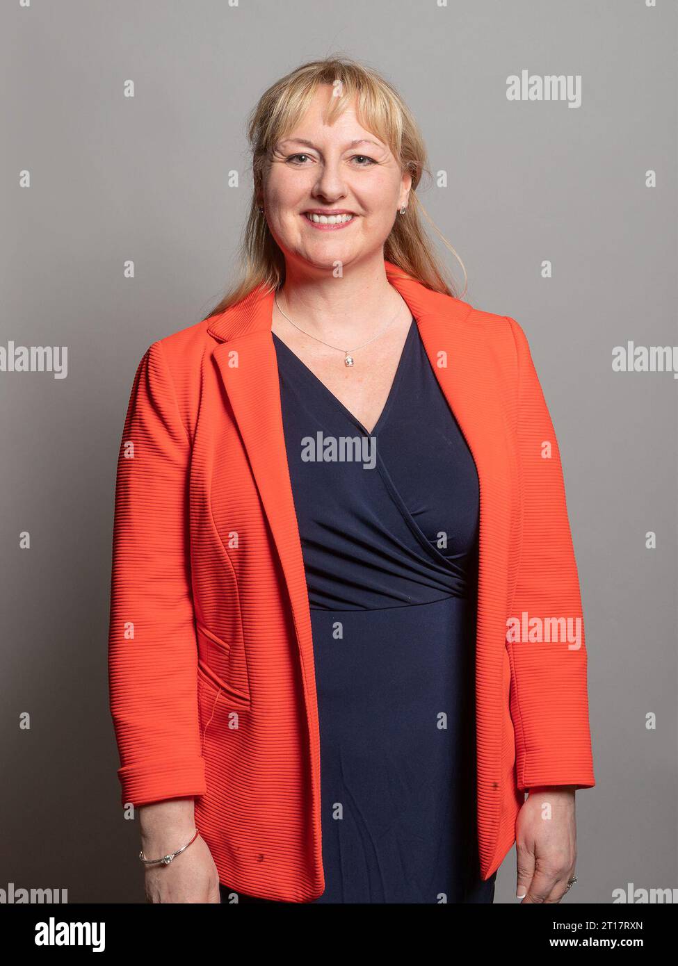Dr lisa cameron hi-res stock photography and images - Alamy
