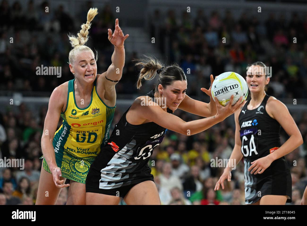 Melbourne, Australia. 12th Oct, 2023. Jo Weston of Australia (left) and ...