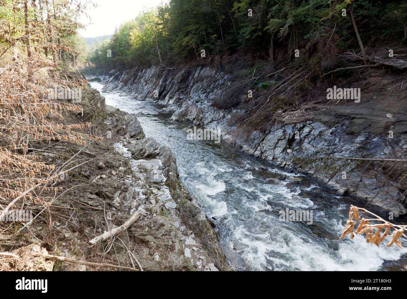 View of the The Ottauquechee River, passing through the Quechee Gorge ...