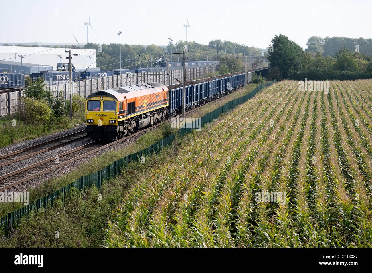 Freightliner class 66 diesel locomotive No. 66509 "Josiah`s wish ...