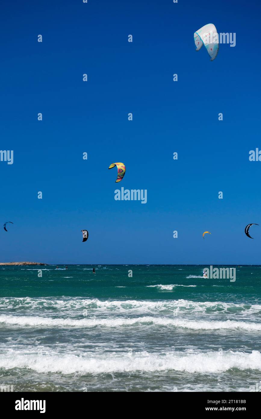 Kitesurfer auf der Halbinsel Prasonisi Beach, Strand, Insel Rhodos ...
