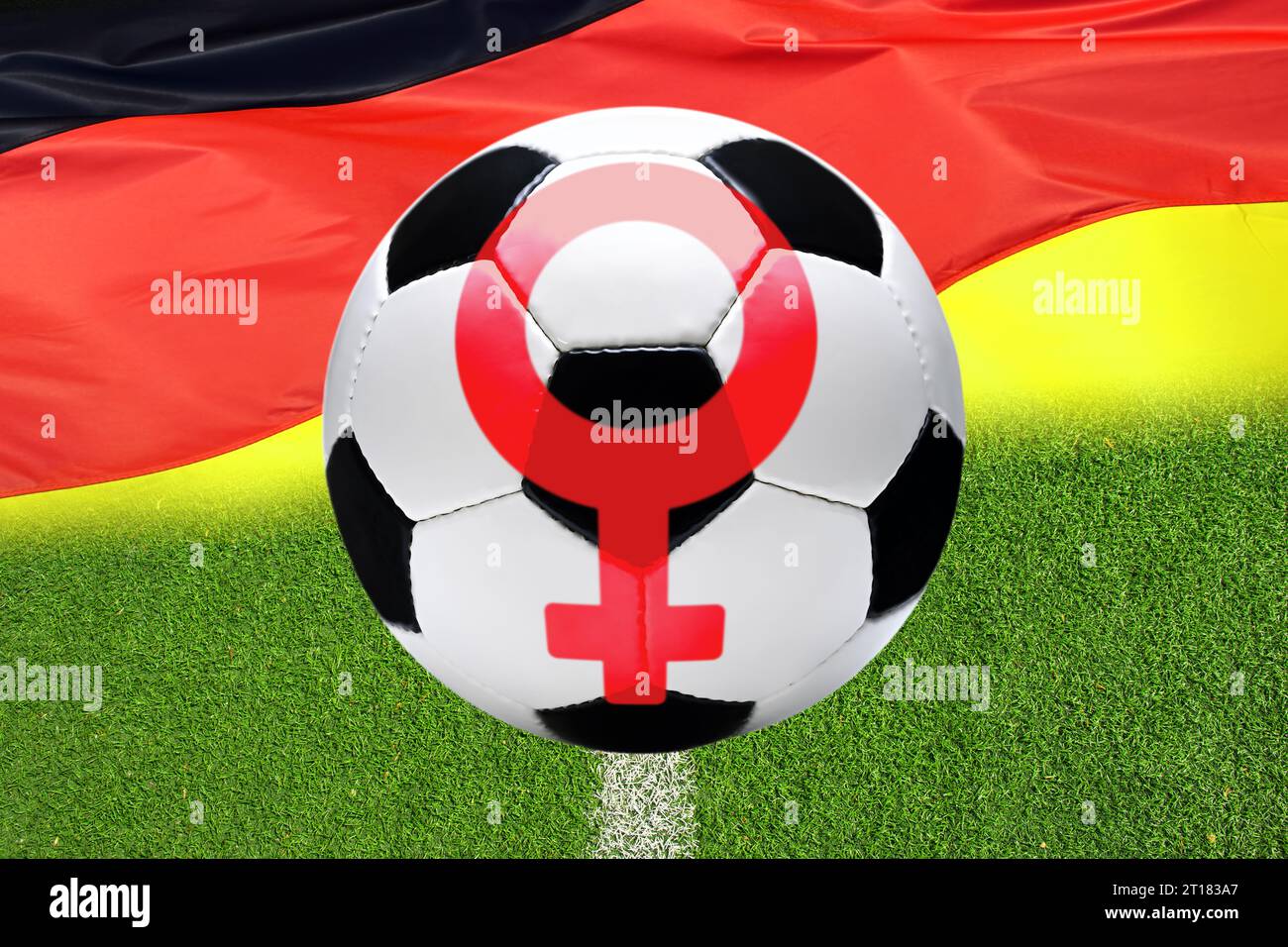Frauenfußball hi-res stock photography and images - Alamy