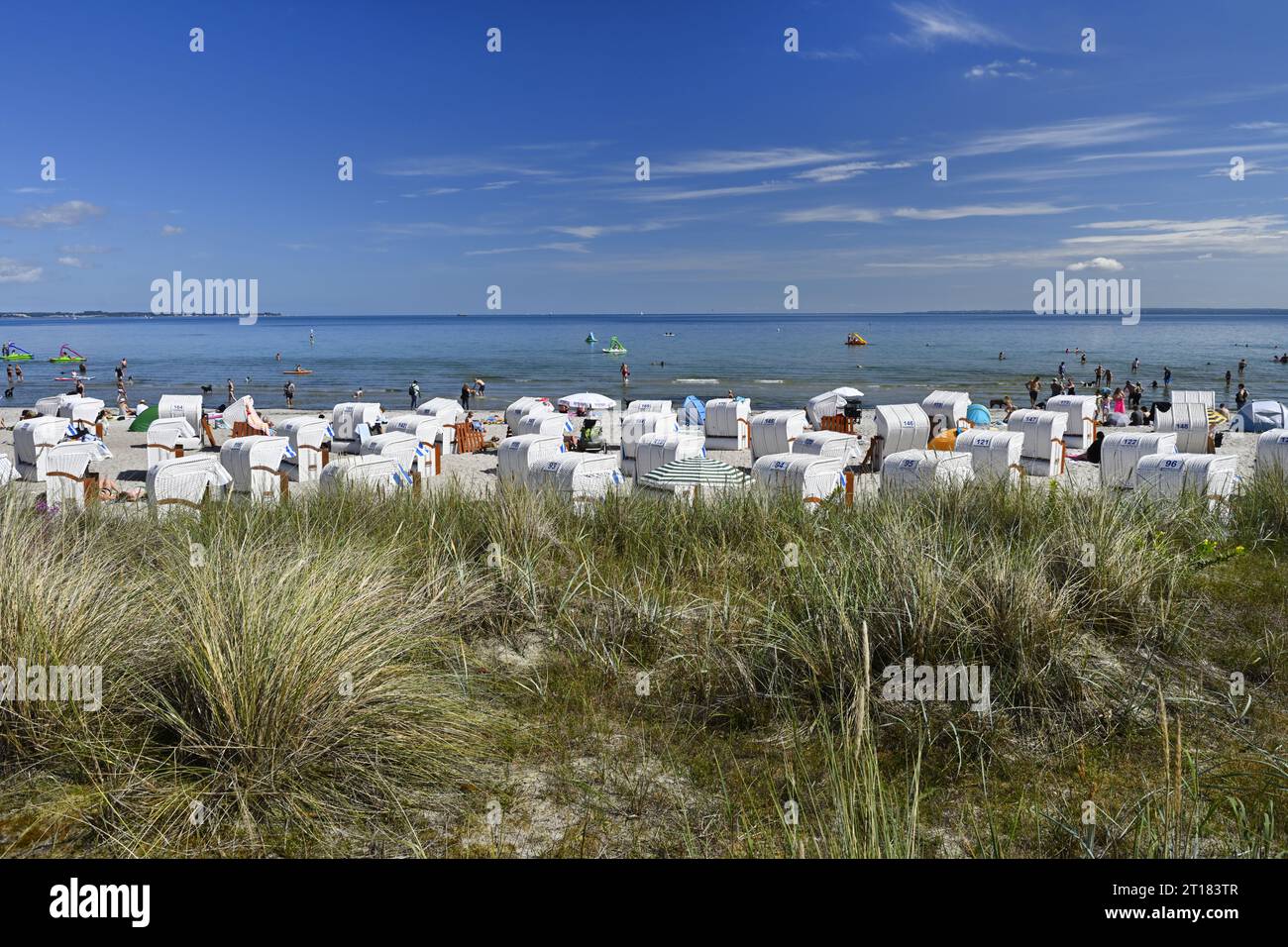 Ostseestrand in Scharbeutz, Schleswig-Holstein, Deutschland Stock Photo ...