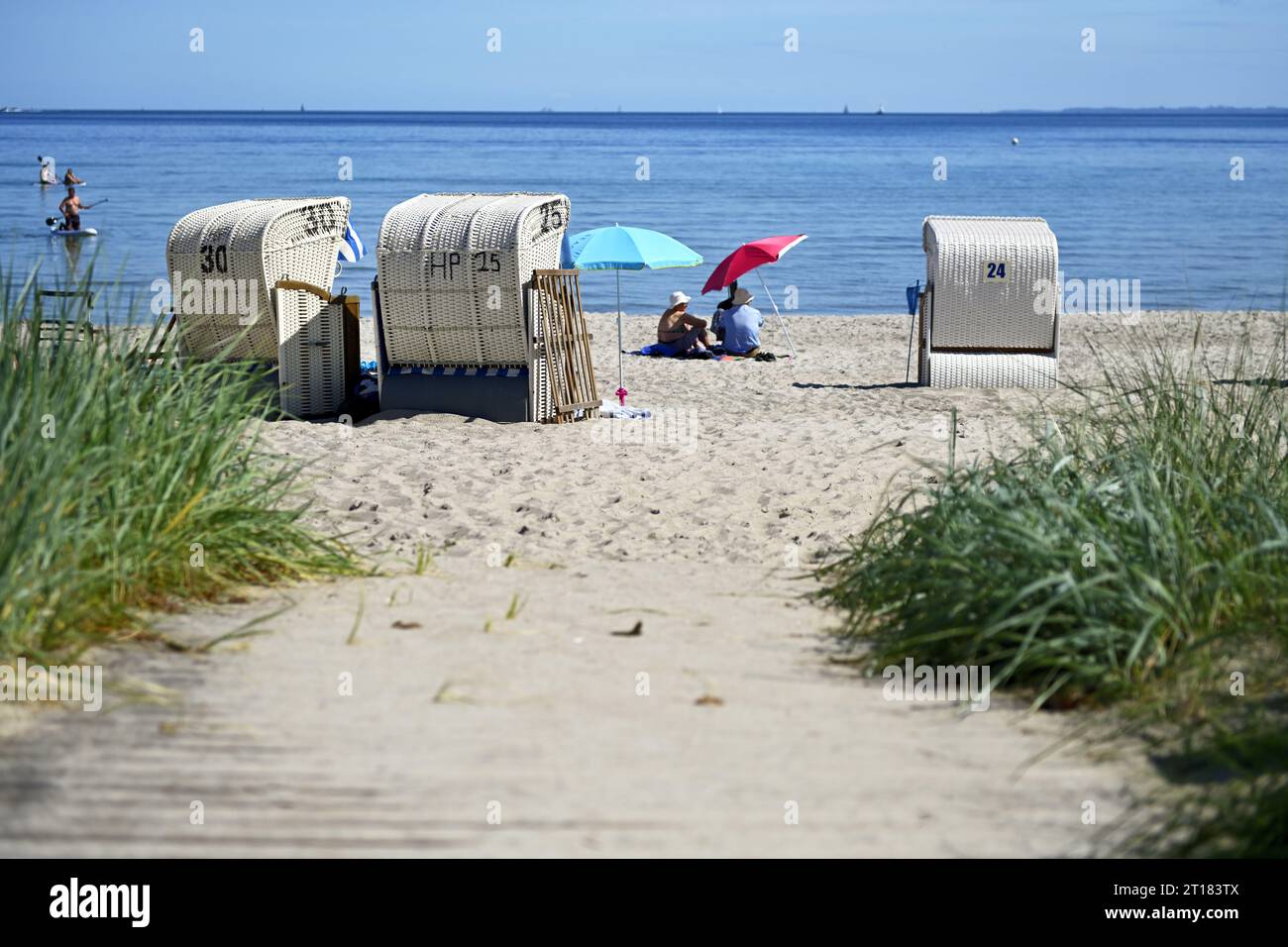 Ostseestrand in Scharbeutz, Schleswig-Holstein, Deutschland Stock Photo ...