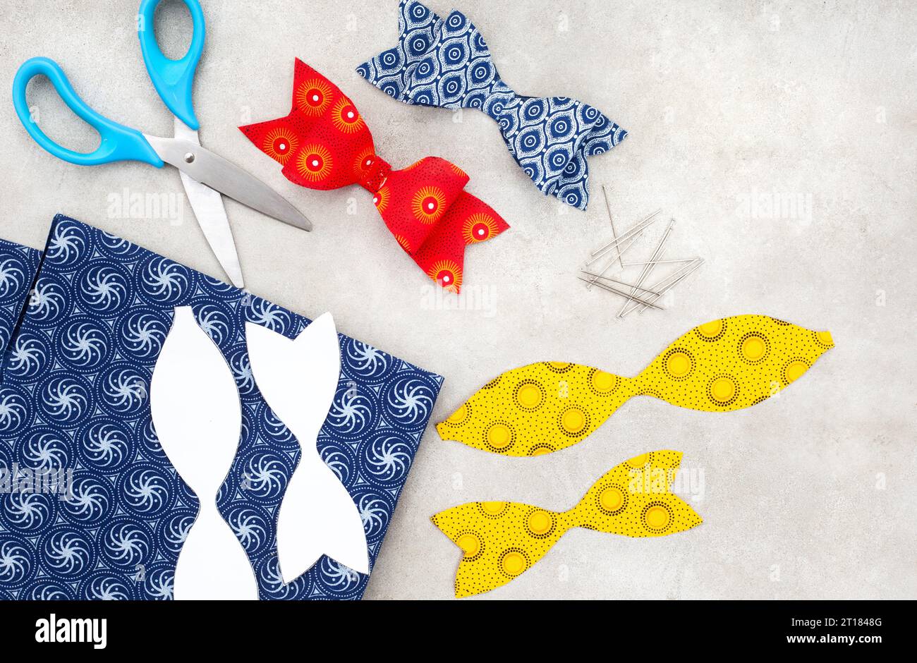 Traditional african craft hi-res stock photography and images - Alamy