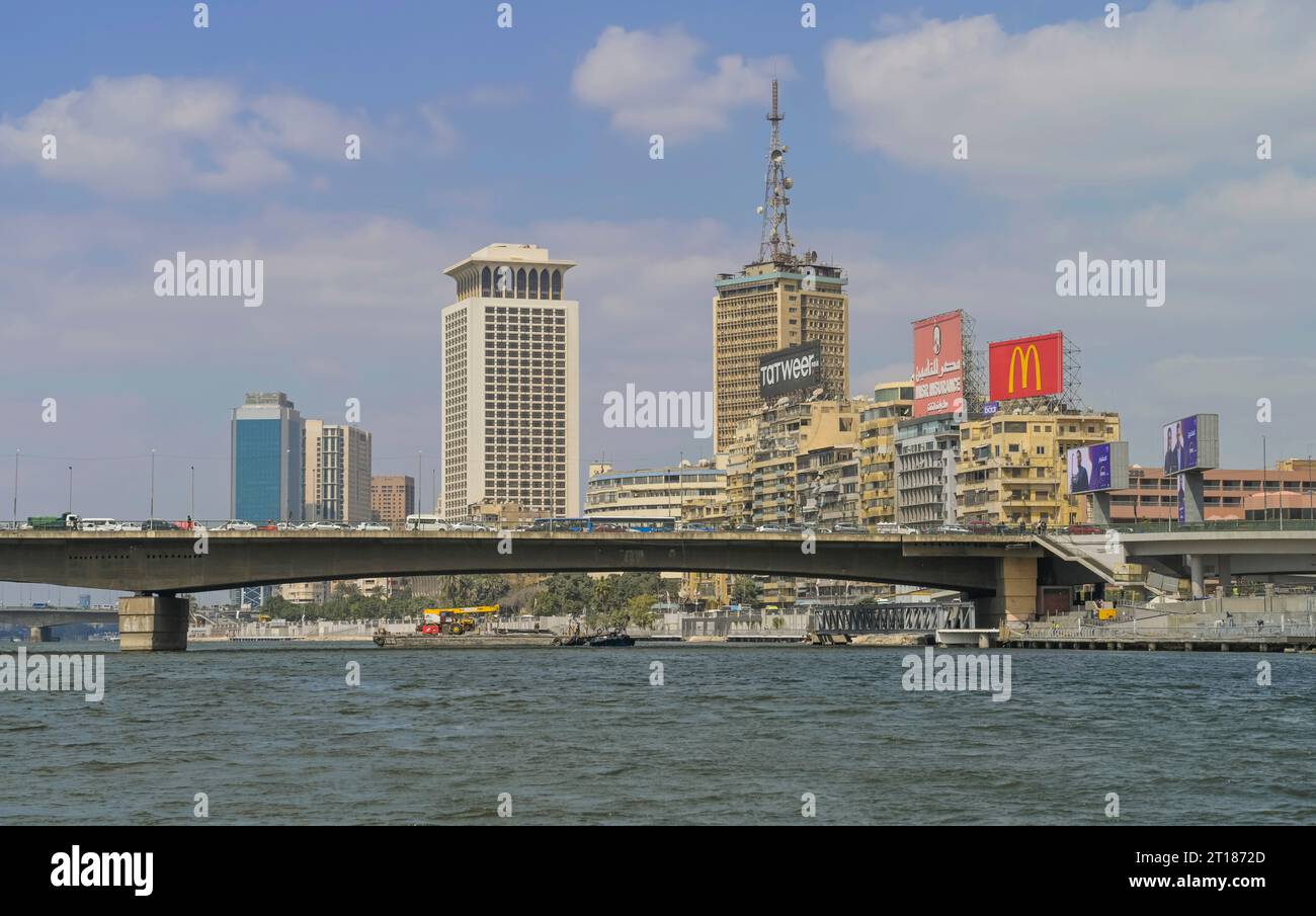Brücke des 6. Oktober, Skyline, Bürogebäude, Nile Corniche, Nil, Kairo ...