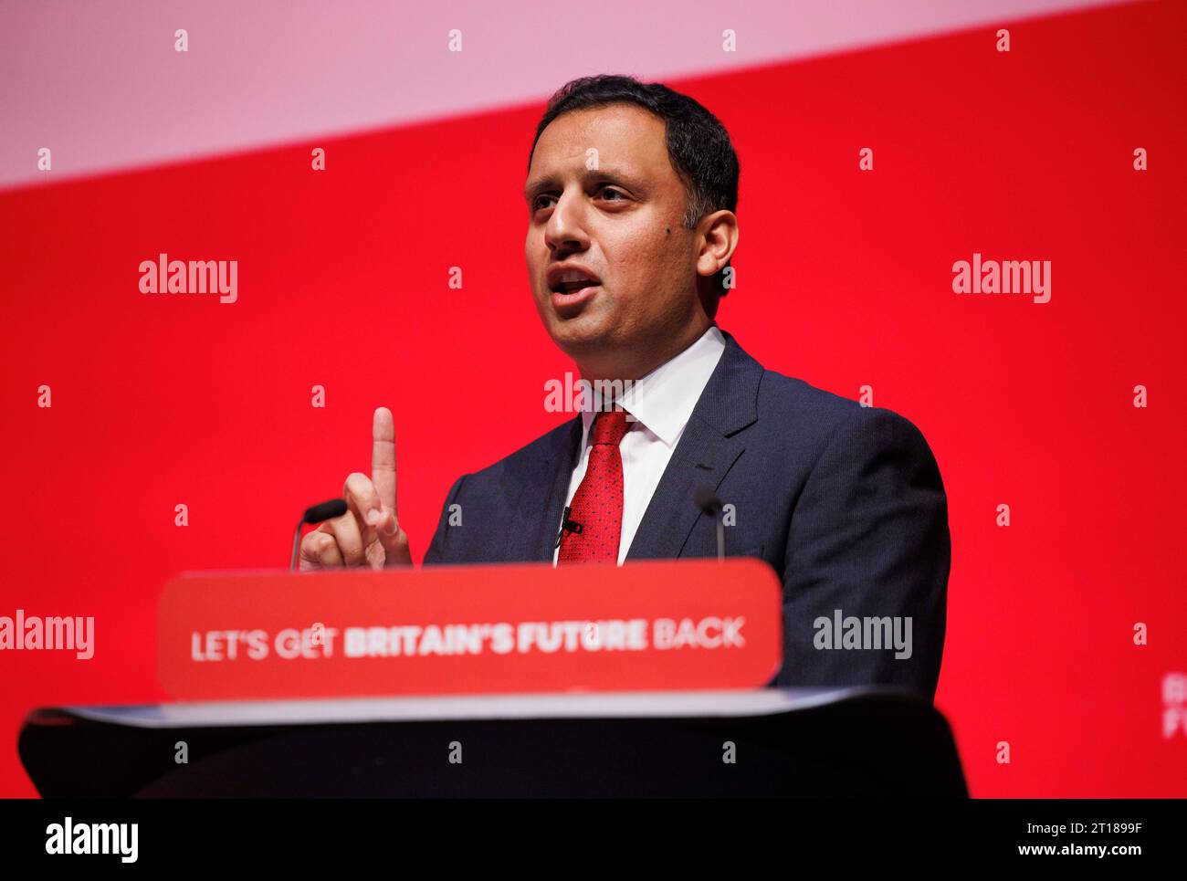 Leader of the Scottish Labour Party, Anas Sarwar, addresses the Labour ...