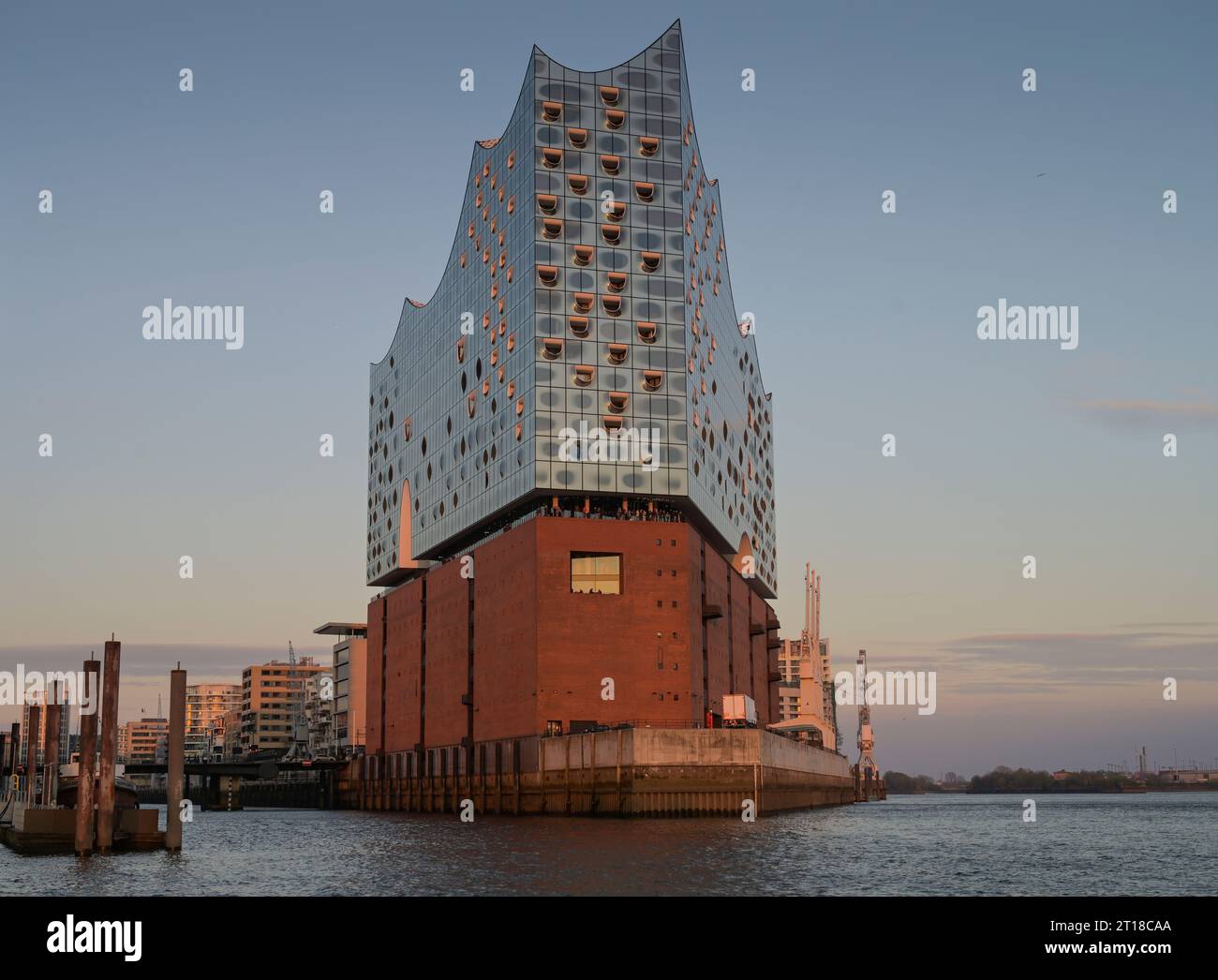 Elbphilharmonie konzerthaus der elbe hi-res stock photography and images - Alamy
