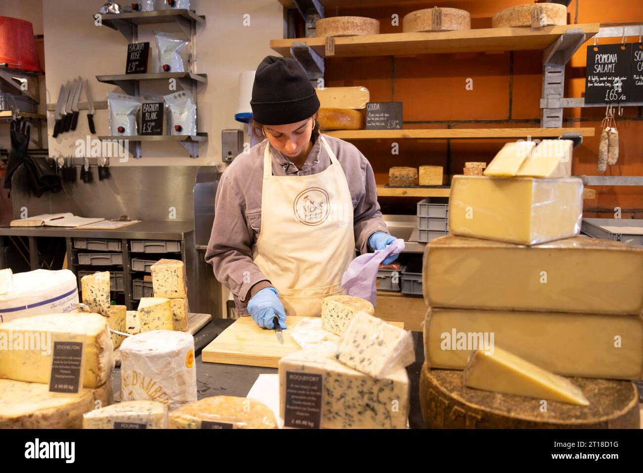 London cheesemonger hi-res stock photography and images - Alamy