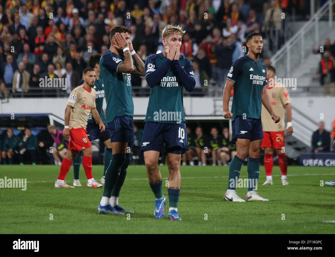 Emile Smith Rowe of Arsenal & Ben White of Arsenal looks disappointed ...