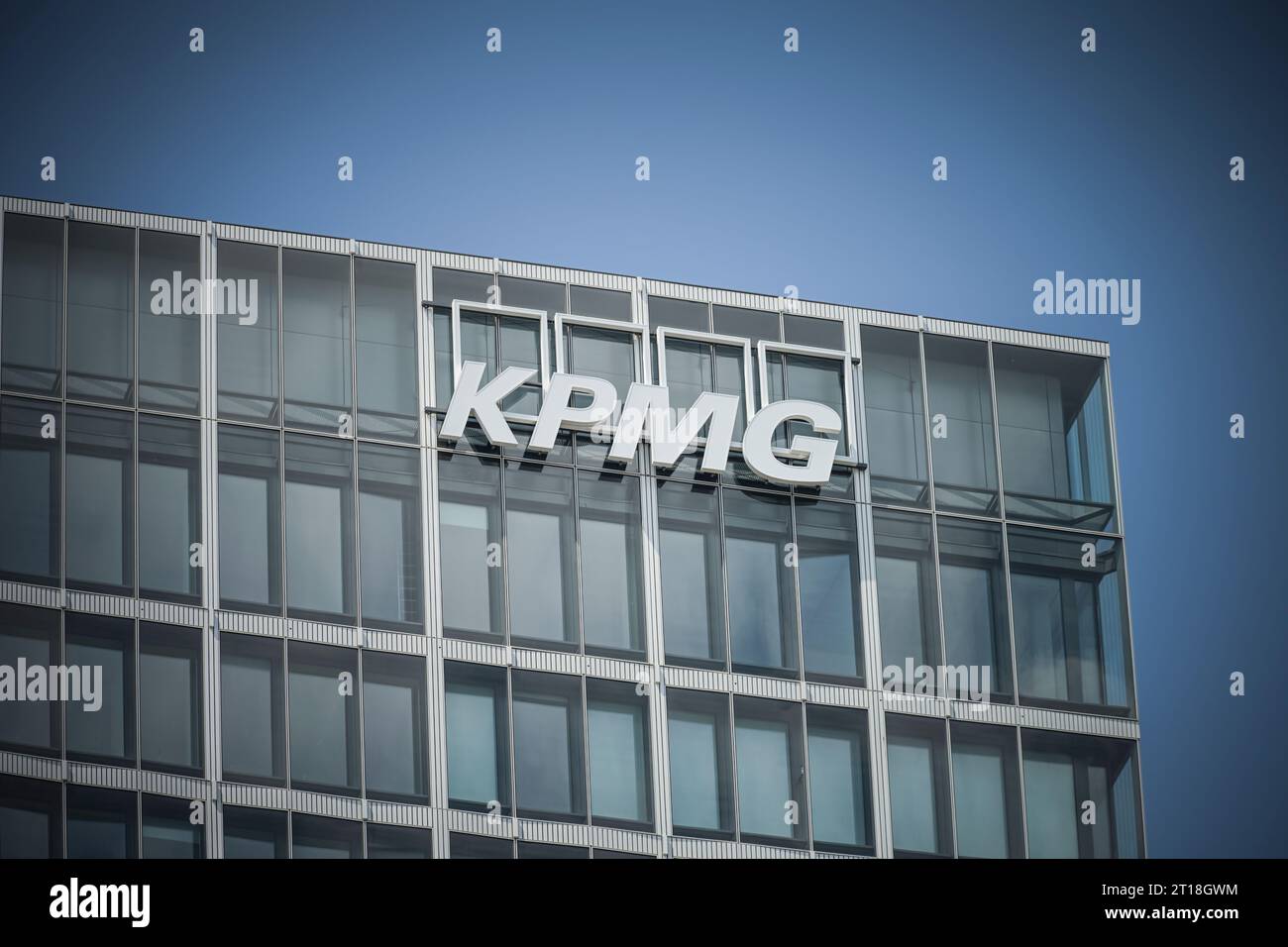 KPMG Hochhaus, Heidestraße, Europacity, Moabit, Mitte, Berlin, Deutschland *** Local Caption ...