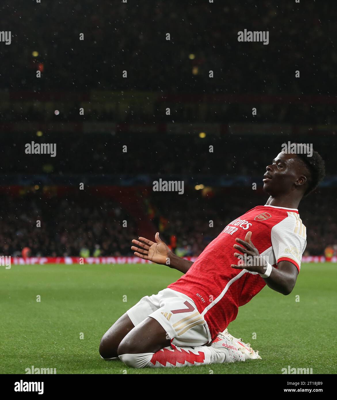 Bukayo saka arsenal 2022 celebration hi-res stock photography and ...