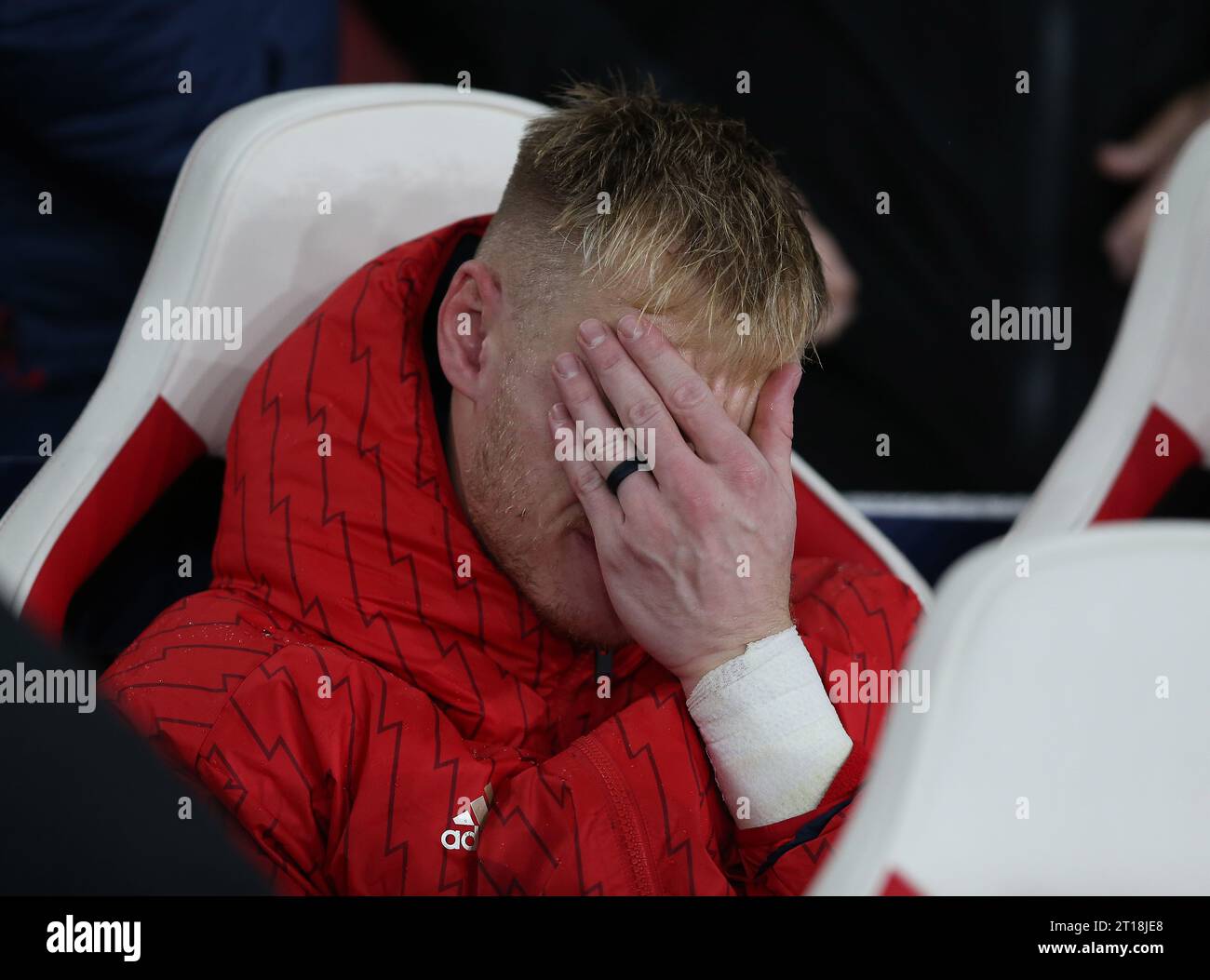 Aaron ramsdale arsenal september 2022 hi-res stock photography and ...