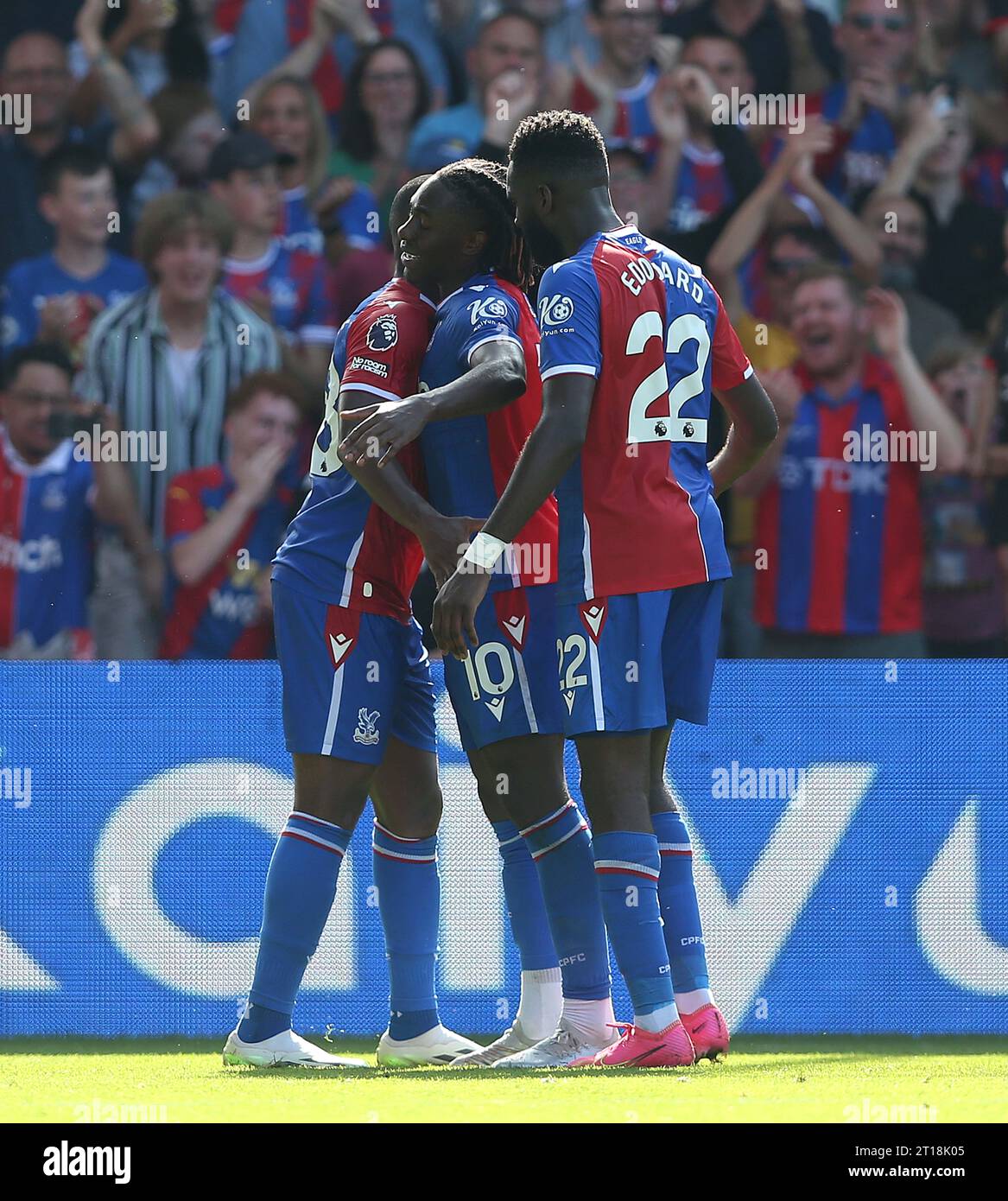 GOAL 2-1, Eberechi Eze of Crystal Palace goal celebration. - Crystal ...