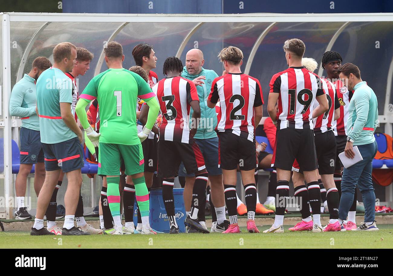Brentford fc manager hi-res stock photography and images - Alamy