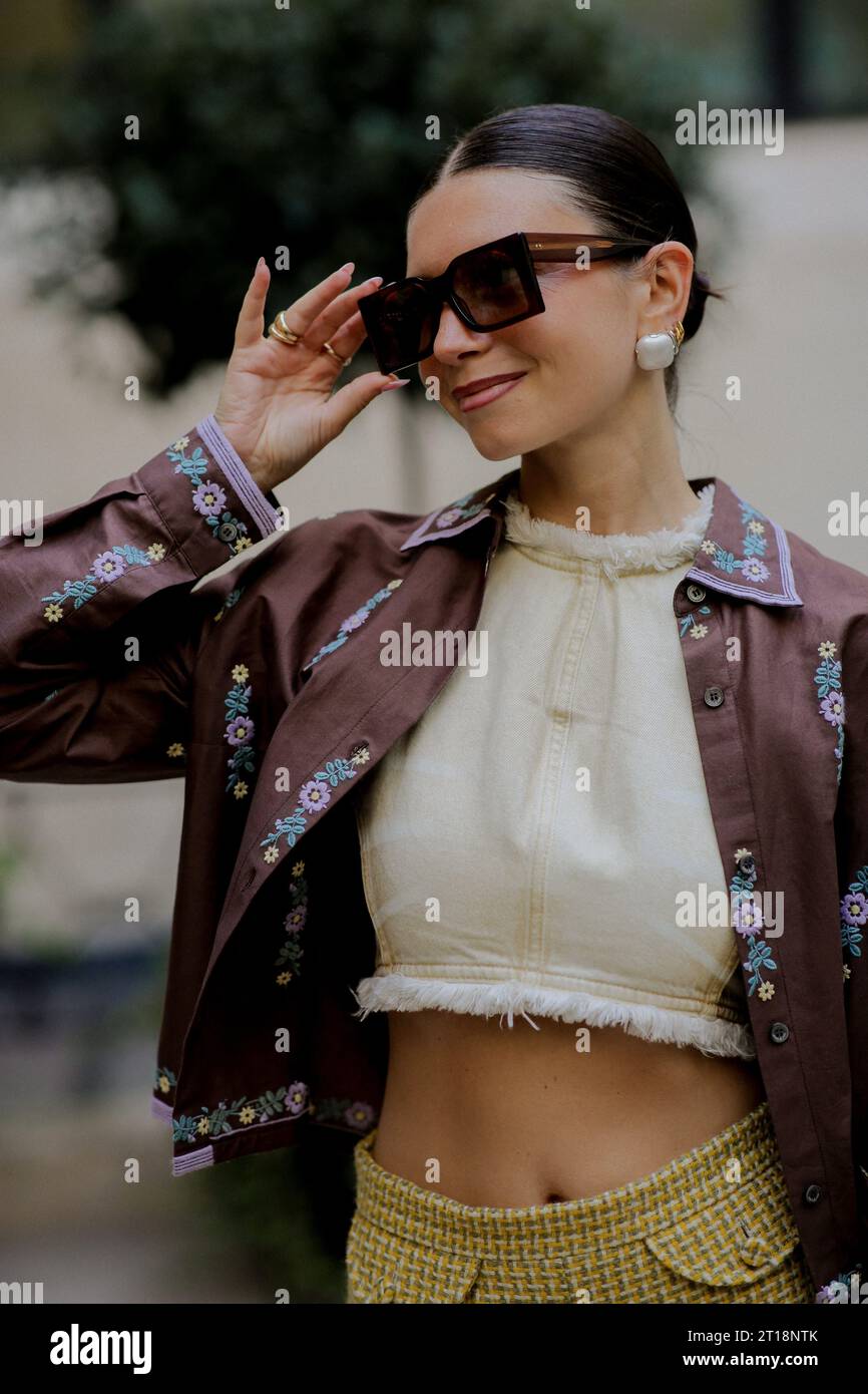 Street style, Marine Prete Moi ta Veste arriving at Paul and Joe Spring ...