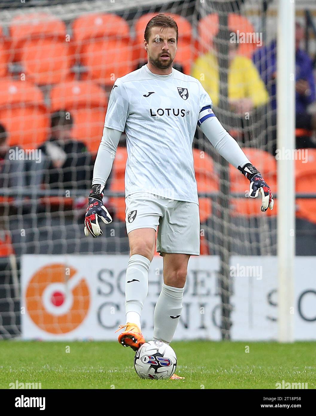 Norwich v barnet hi-res stock photography and images - Alamy