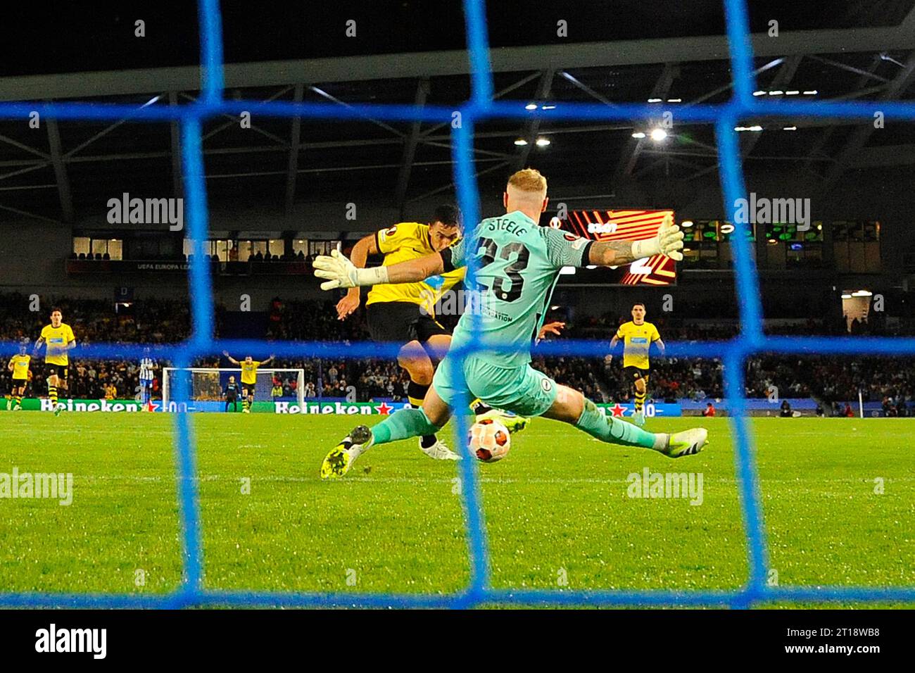Ezequiel Ponce of AEK Athens scores his teams third goal making the ...