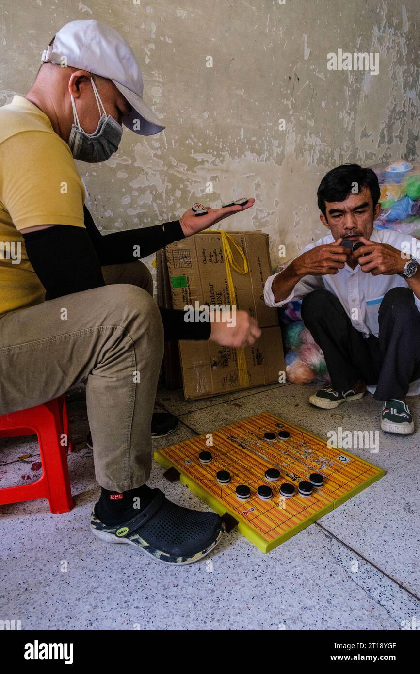 Men Playing Chinese Chess, Co Vay, Binh Tay Market Scene, Ho Chi Minh ...