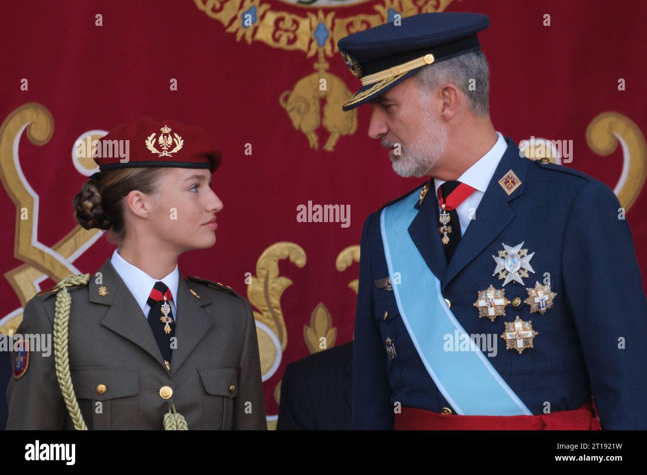 Felipe vi of spain uniform hi-res stock photography and images - Alamy