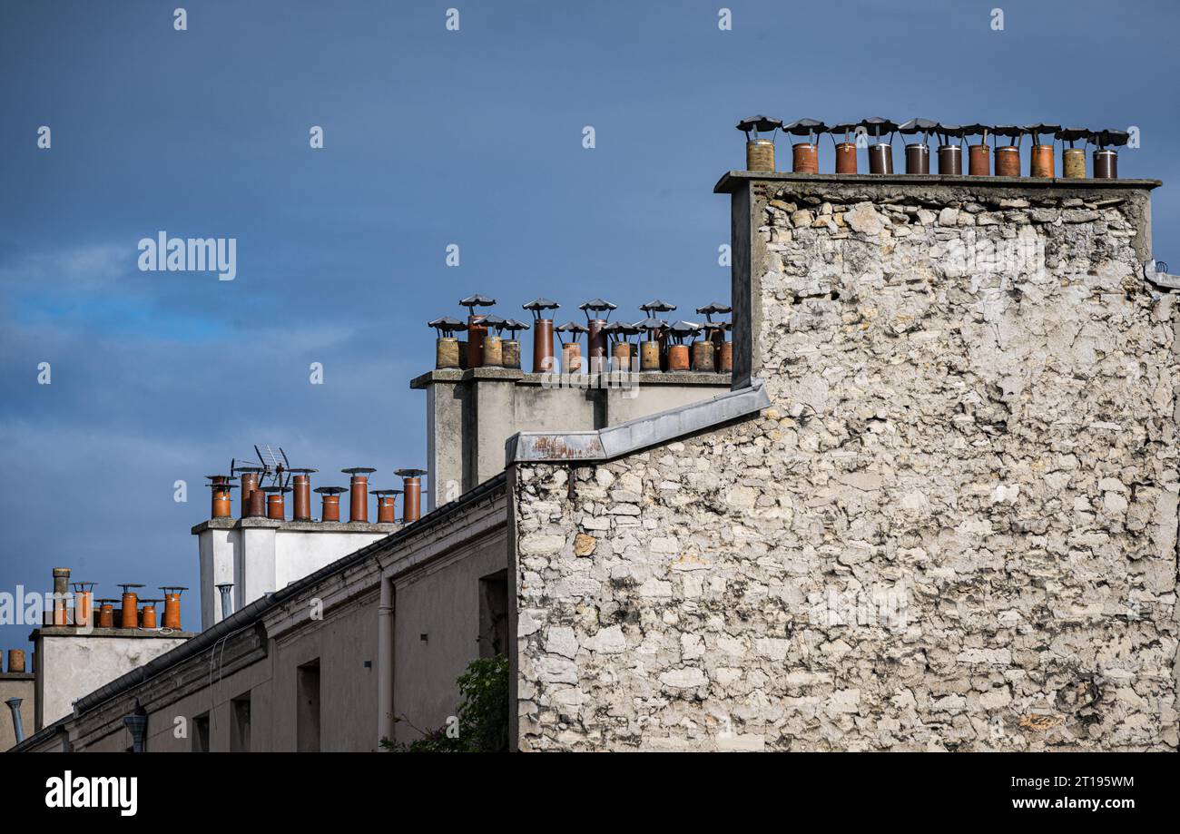 Paris rooftops chimneys hi-res stock photography and images - Alamy