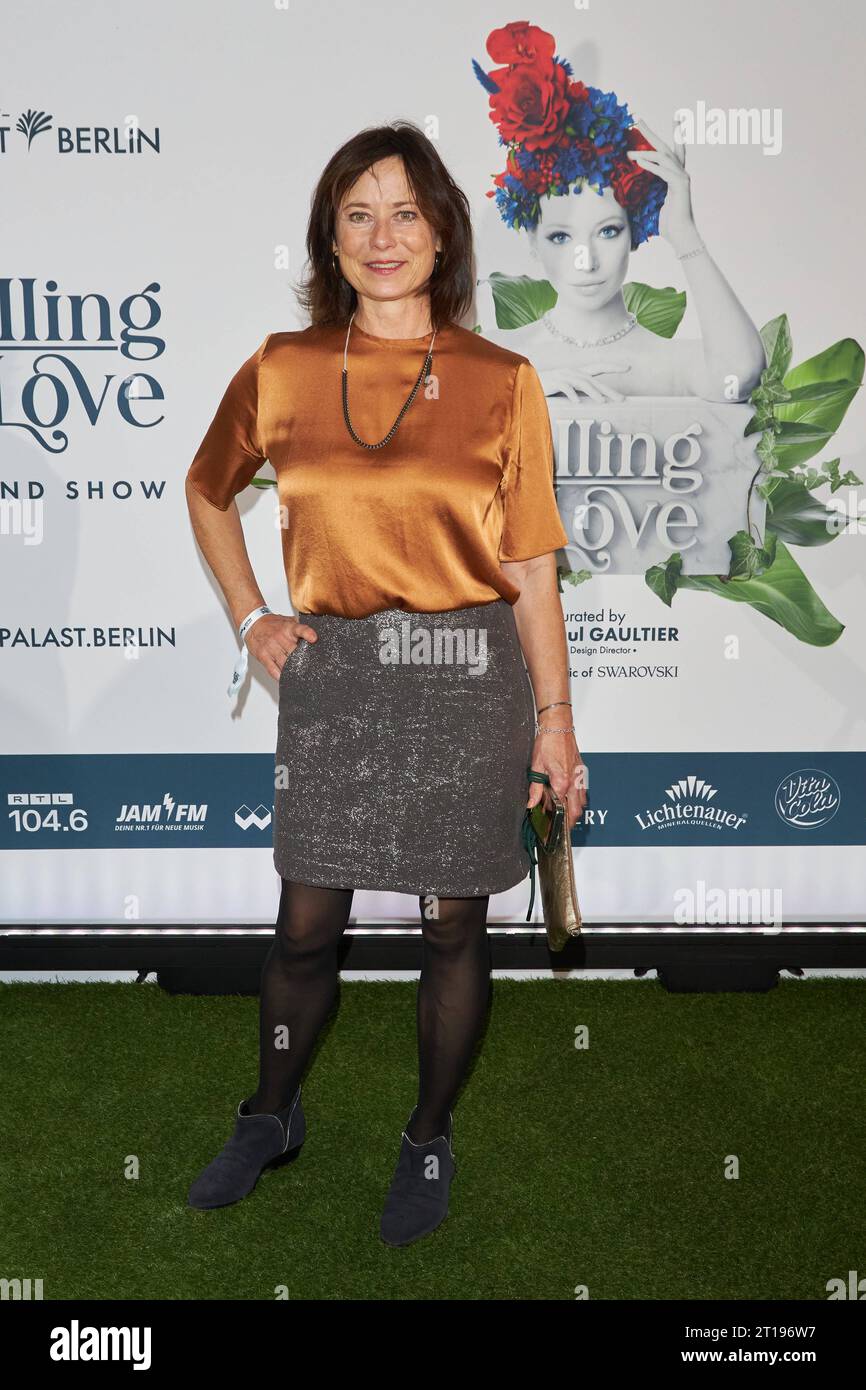 Inka Friedrich - Weltpremiere der Grand Show FALLING IN LOVE im ...