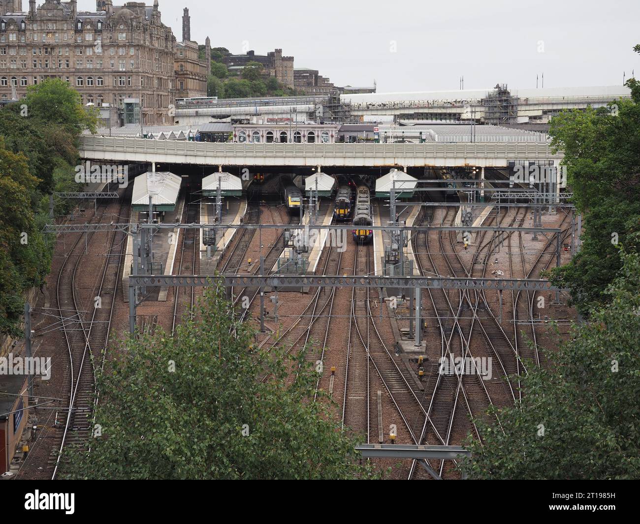 EDINBURGH, UK - SEPTEMBER 15, 2023: Edinburgh Waverly railway station ...