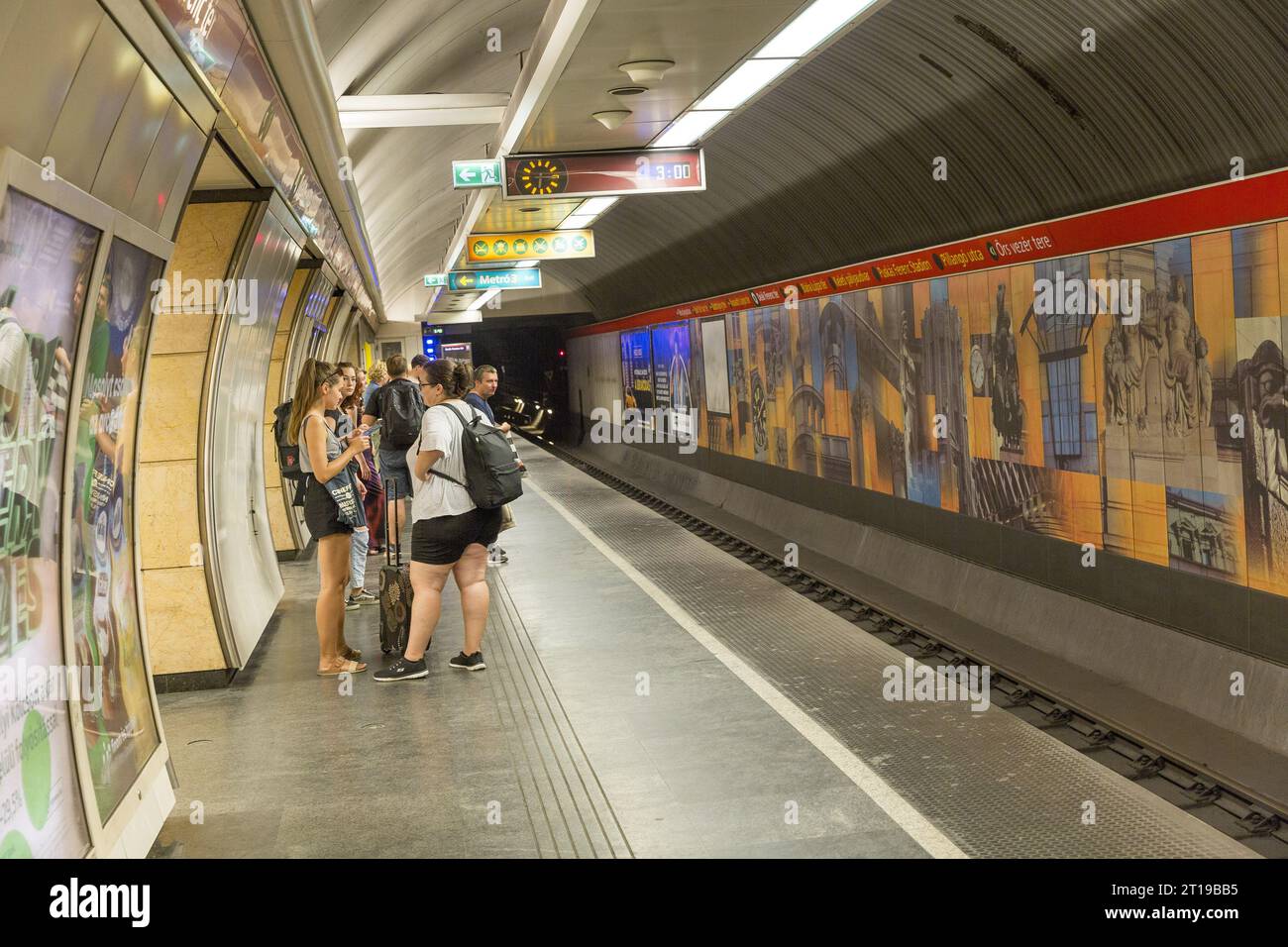 Budapest metro system hi-res stock photography and images - Alamy
