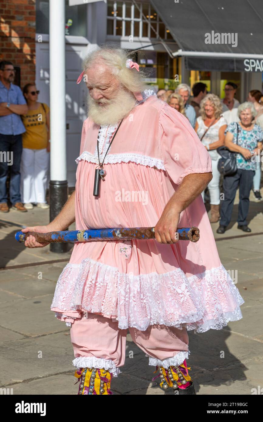 Eccentric dancer hi-res stock photography and images - Alamy