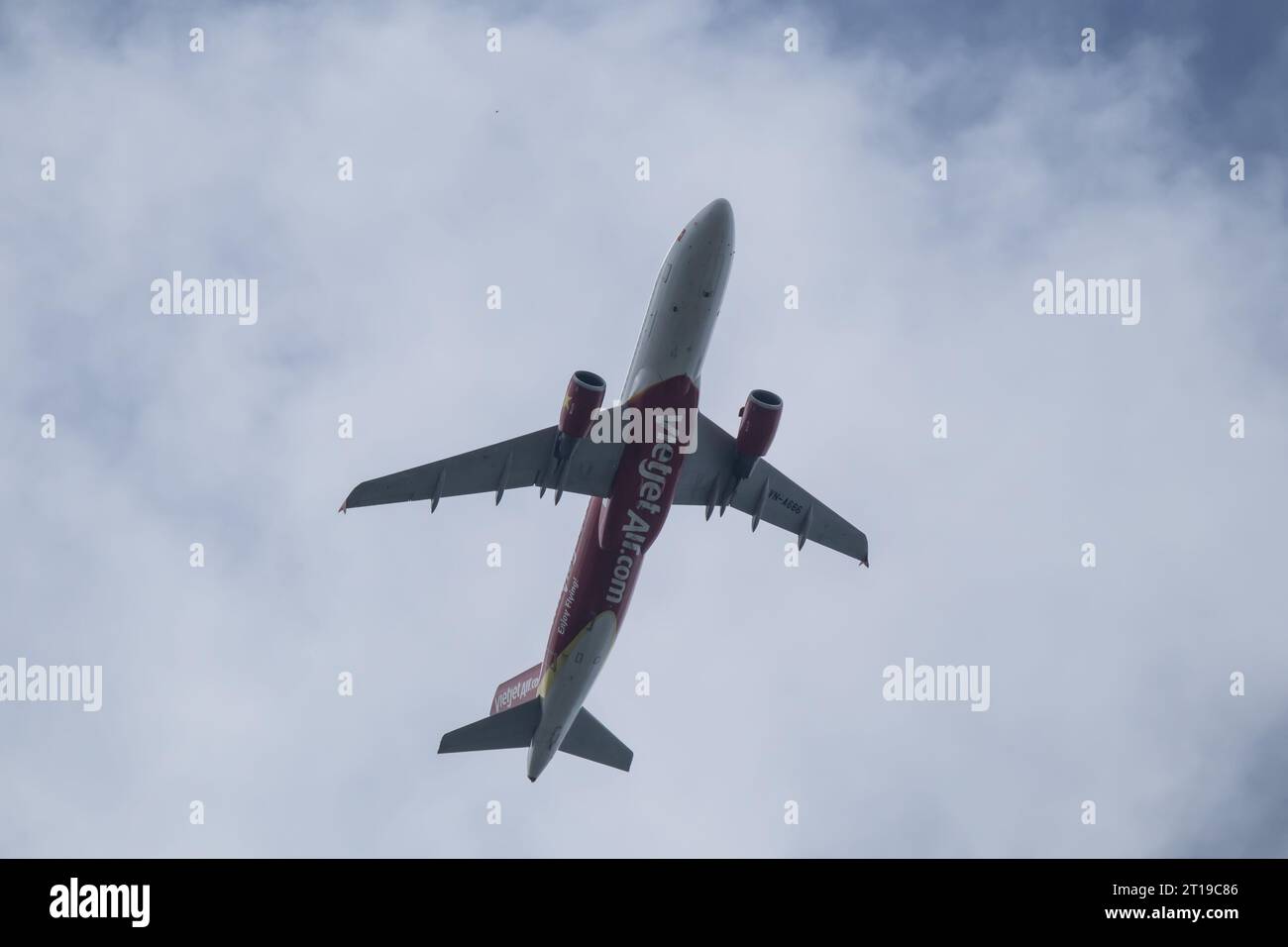 Chiangmai, Thailand - Auguest 25 2023::VN-A666 Airbus A320-200 of ...