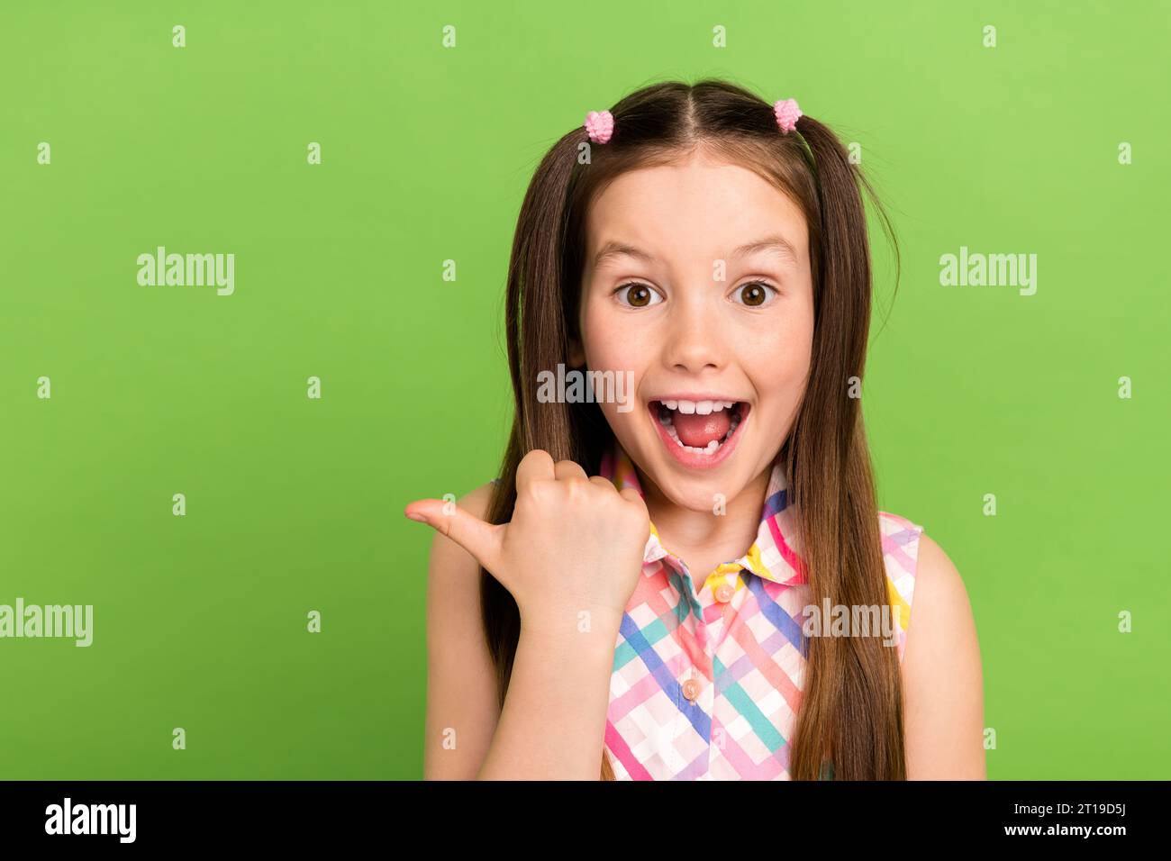 Portrait of charming astonished girl open mouth unbelievable indicate ...
