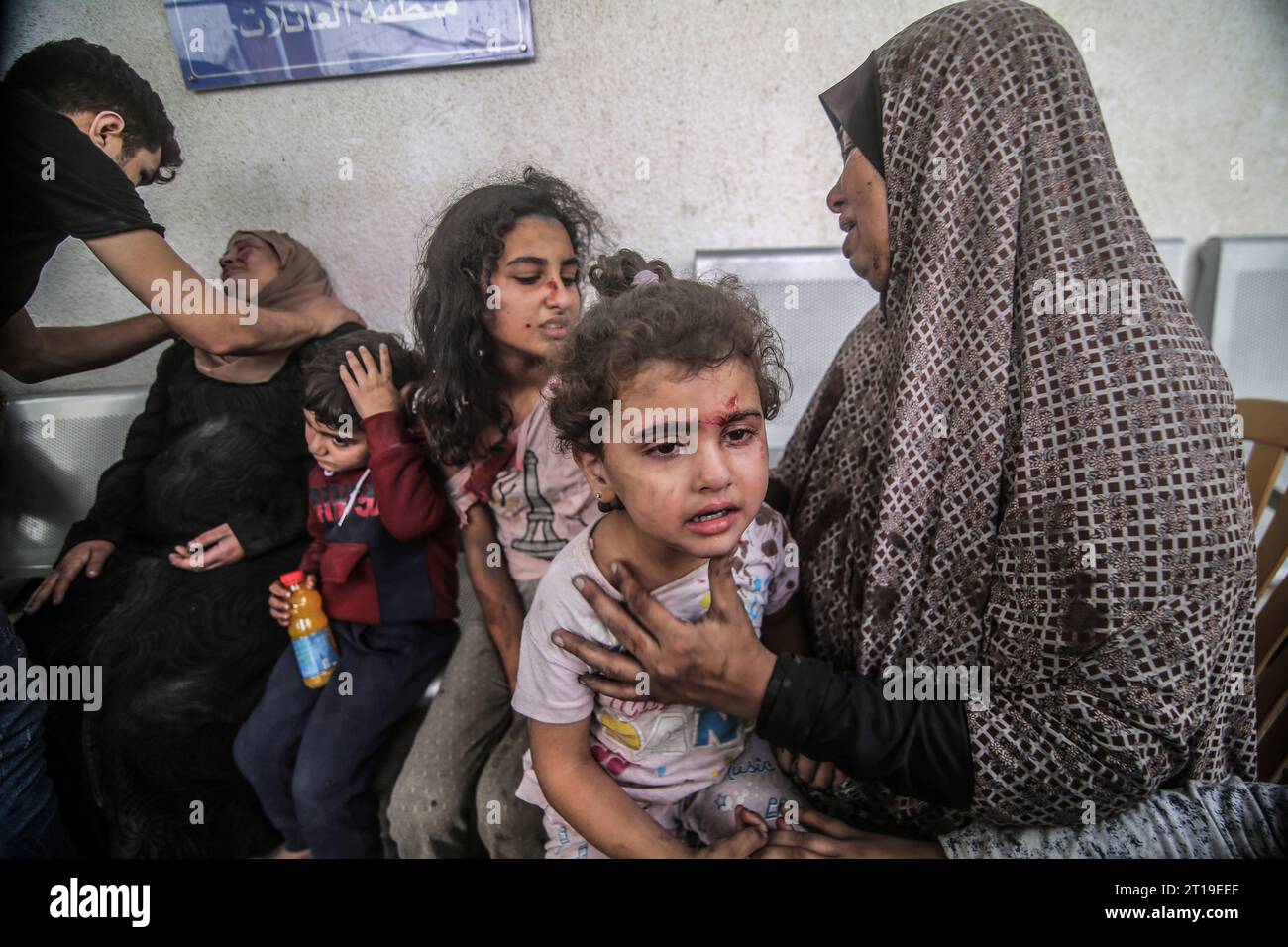 Rafah, Palestinian Territories. 12th Oct, 2023. Palestinian children ...