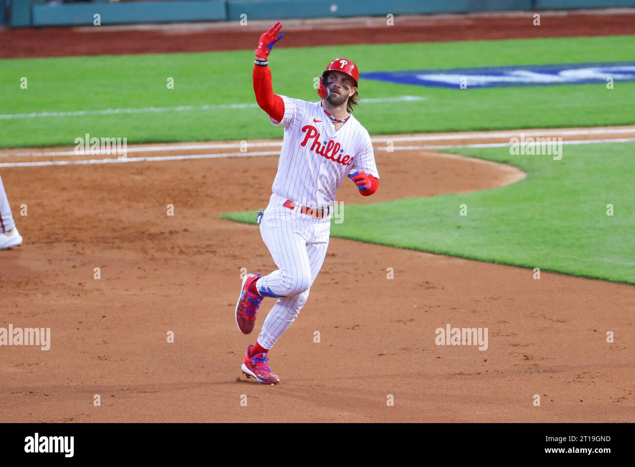 PHILADELPHIA, PA - OCTOBER 11: Bryce Harper #3 of the Philadelphia ...