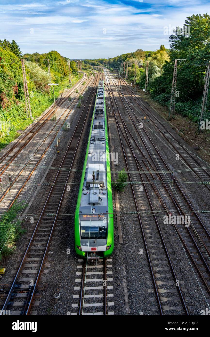 Gleisanlagen vor dem Hauptbahnhof Essen, 7 Schienenstränge parallel, S ...