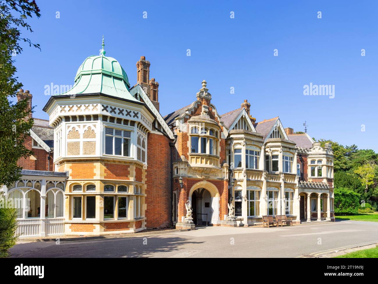 Bletchley Park Mansion House or Bletchley Park Mansion Bletchley Park ...