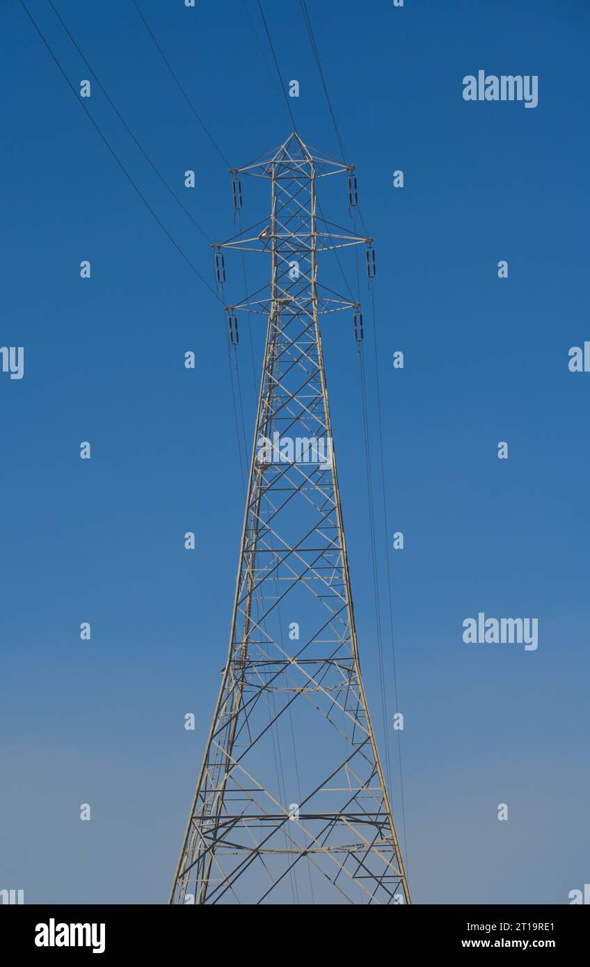 Strommast symbol hi-res stock photography and images - Alamy
